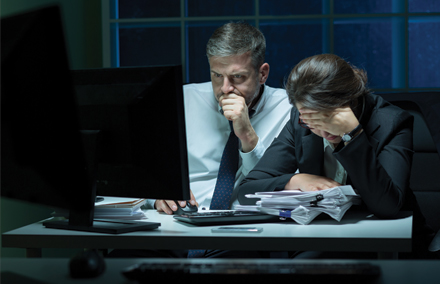 Pourquoi rester tard au travail est contreproductif | Page Personnel